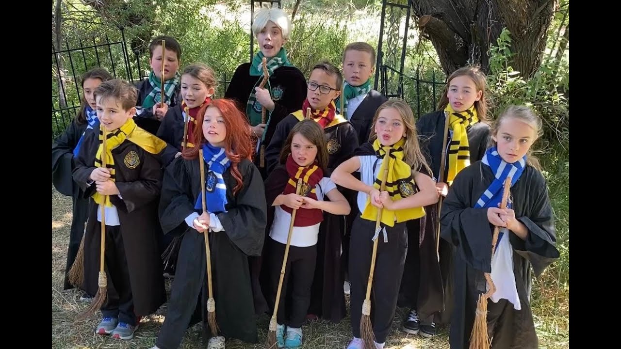 Part 4 of 4 Blue House Productions Kids perform "Double Trouble" - YouTube