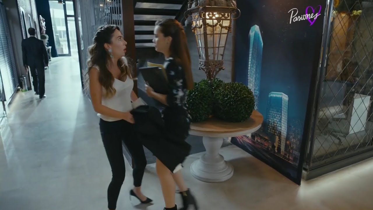 Cennet - Capítulo 15 - Cennet y Arzu se Topan en la Empresa - YouTube