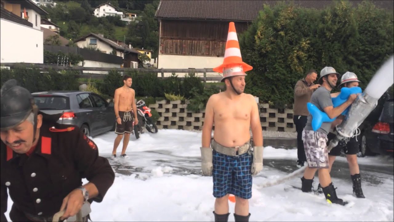 Cold Water Challenge 2014 FF Weer - YouTube