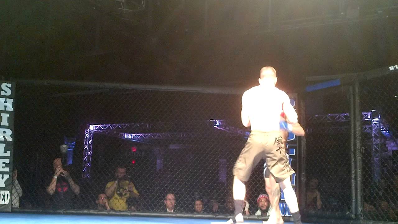 Juan Rosario vs Rick Schaffer, R1 - YouTube