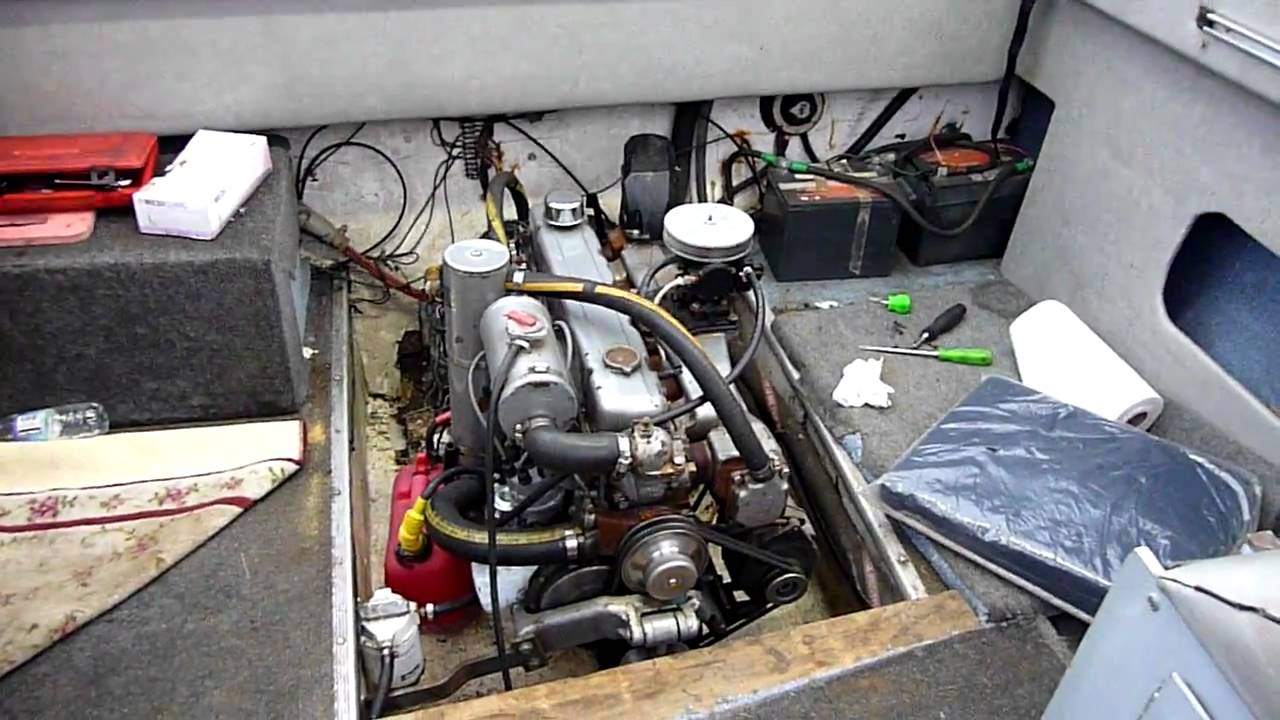 1974 omc 165 hp straight six - YouTube