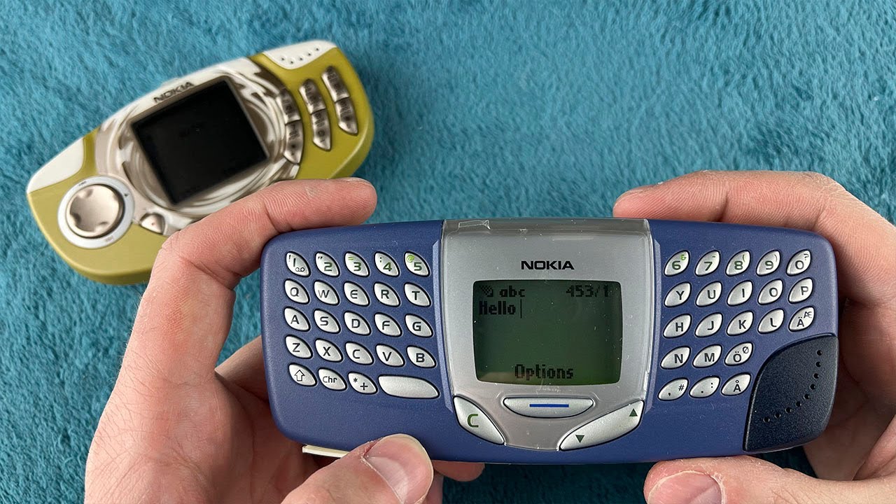 Sending SMS from Nokia 3300 to Nokia 5510 and back - YouTube
