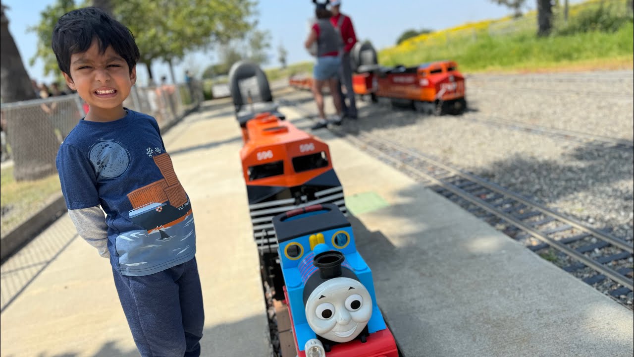 Happy and Fun ride on Thomas and Friends Train in Fair view park - YouTube