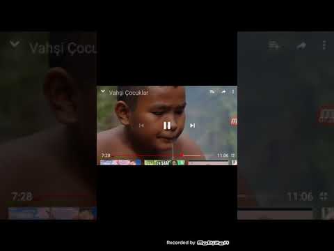 Ormandaki çocukların ilkel yaşamı