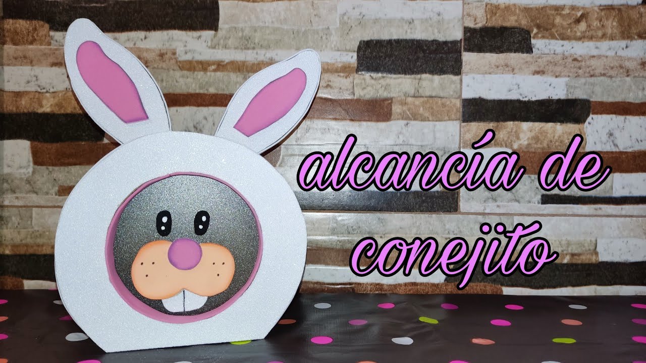 Como hacer una alcancía (cartón) - YouTube