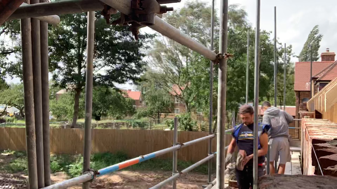 Dogtooth brickwork 2 - YouTube