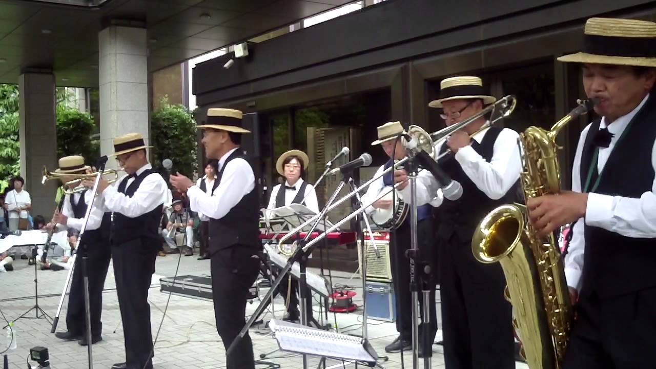" Alexander Rag Time Band " Dixieland On My Mind @ Jozenji Streetjazz ...