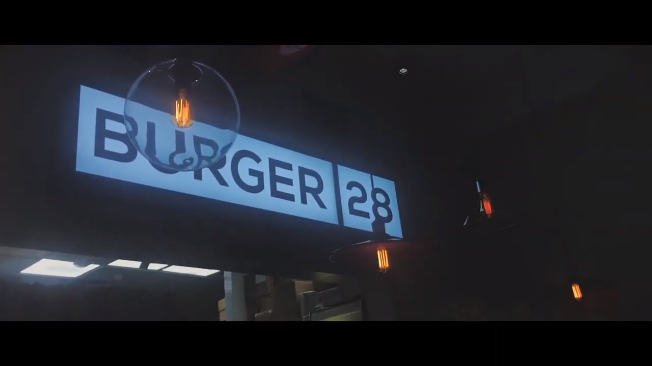 A Quick Cinematic Sequence at Burger28 Abu Dhabi - YouTube
