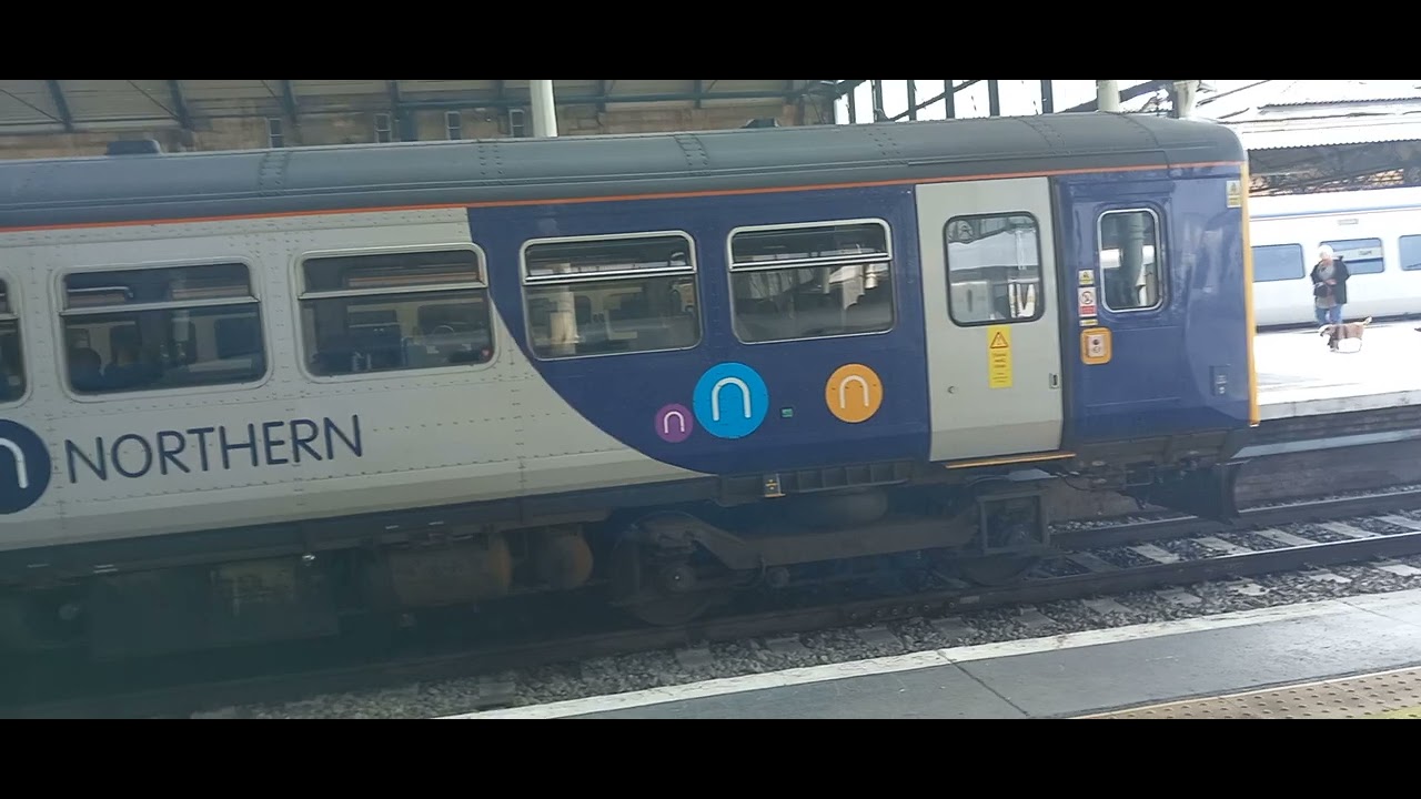 Northern 155+158+TPE 185 At Hull - YouTube