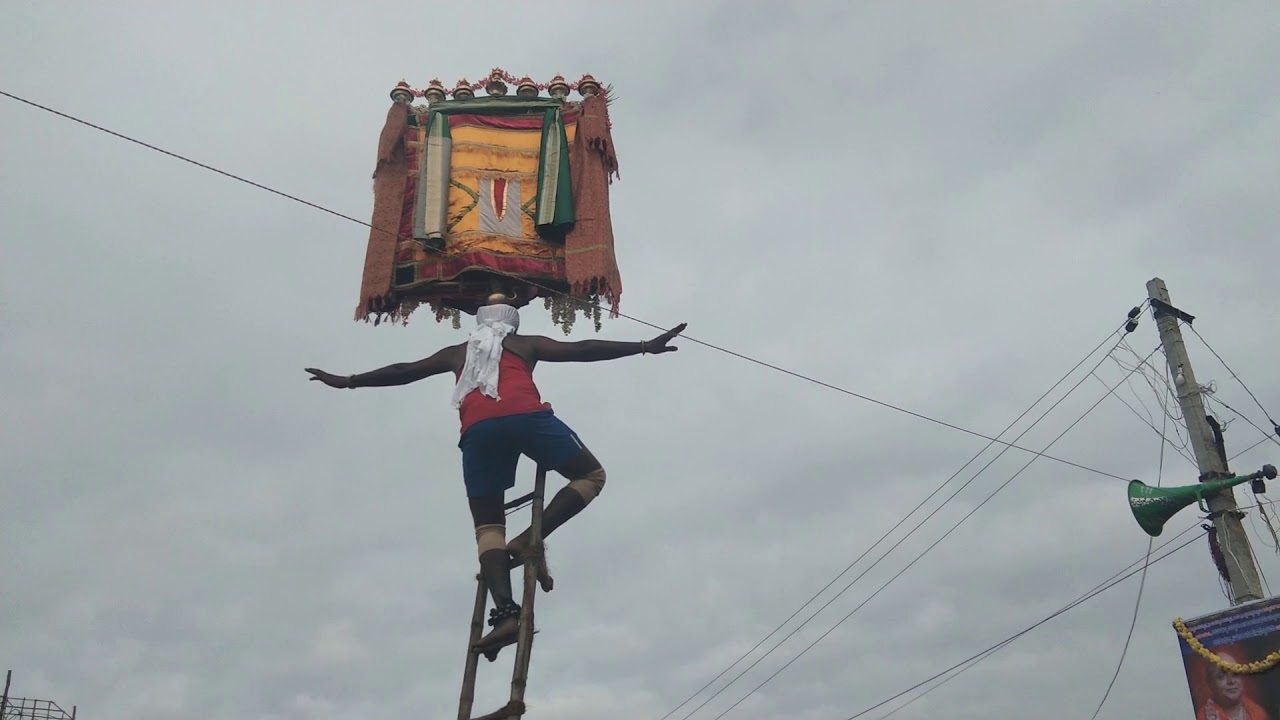 Pooja Kunitha , Folk Dance, Karnataka, Mandya, Madahalli - YouTube