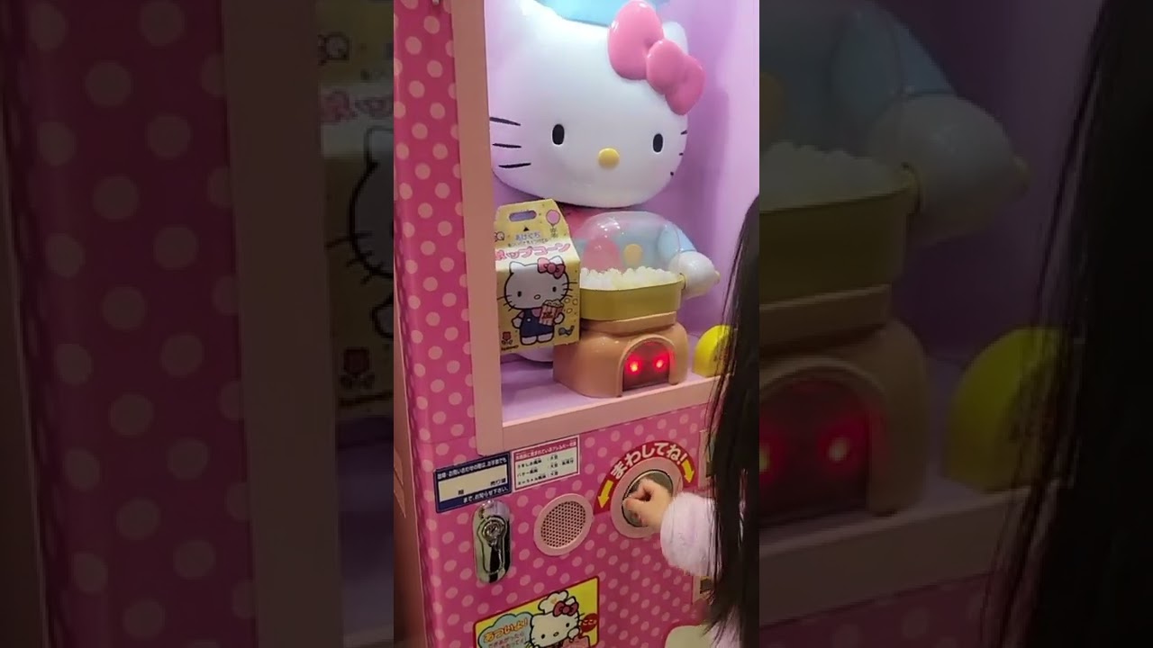 Hello Kitty Popcorn Vending Machine#shorts #hellokitty #sanrio #japan# ...