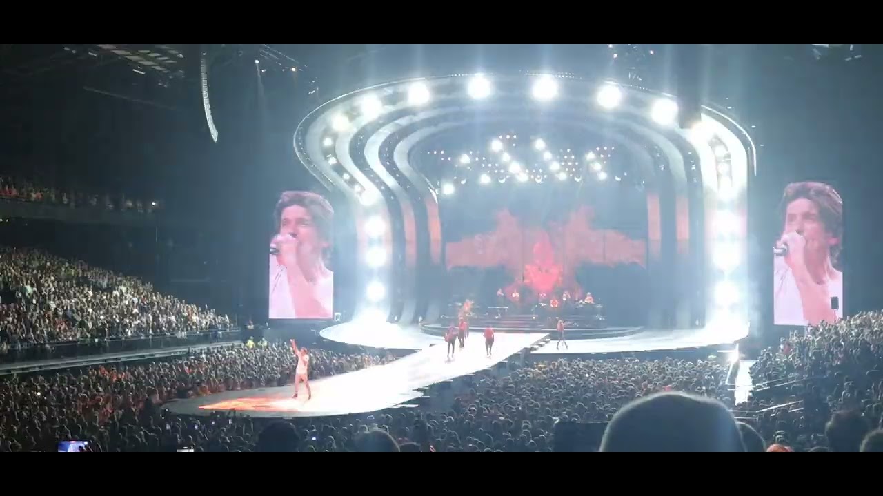 Clouseau 40 live in het sportpaleis 4 januari 2025 - vonken en vuur ...