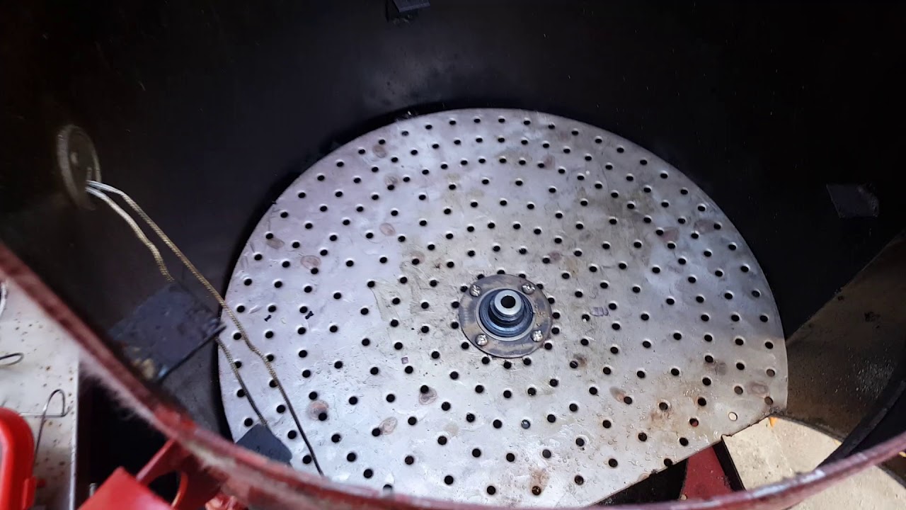 Filipino boneless lechon on a custom built vertical pellet smoker - YouTube