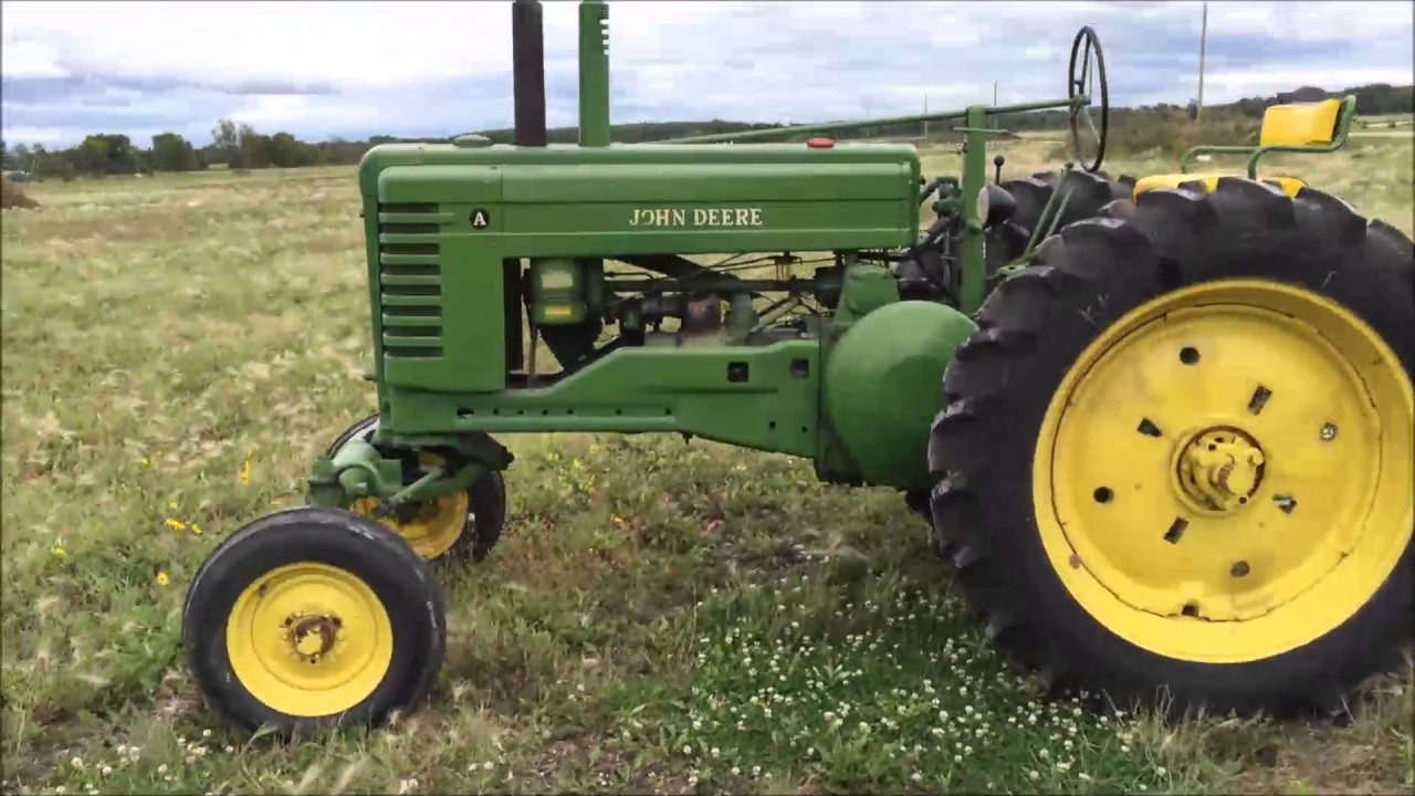 1947 John Deere model A wide - YouTube