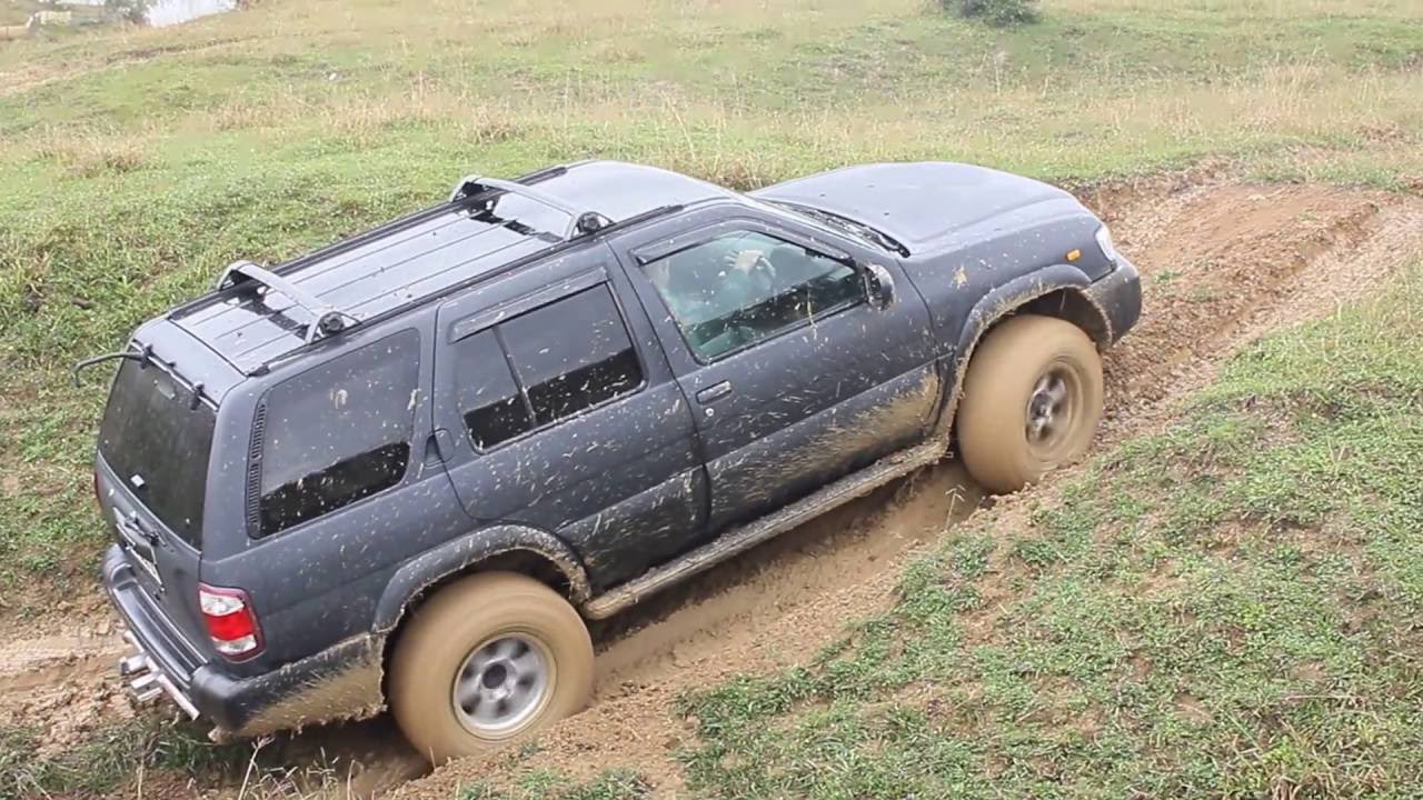 Nissan Pathfinder R50 climbing - YouTube