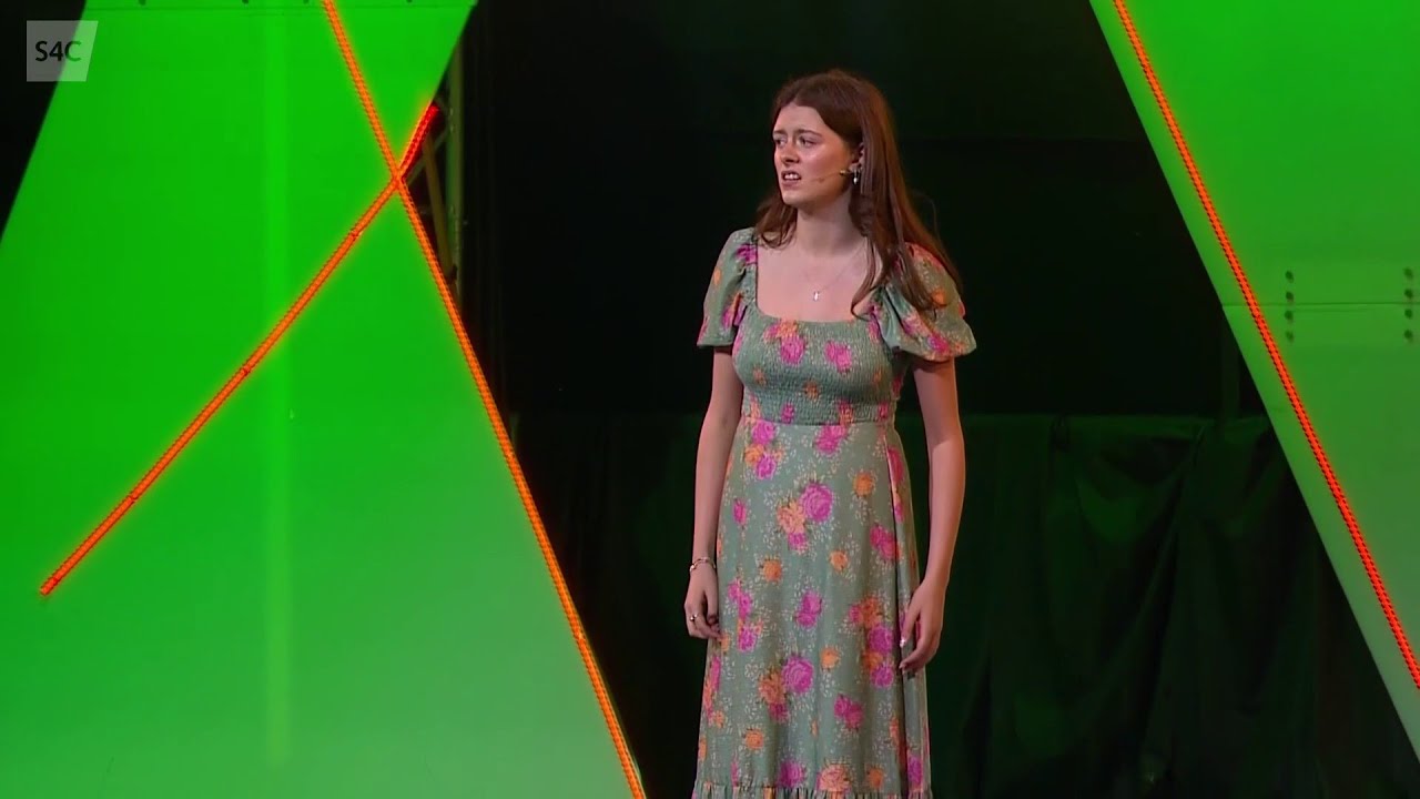 2il-Lili Mohammad - Perfformiad Theatrig Unigol o gân Sioe Gerdd 19-25 ...