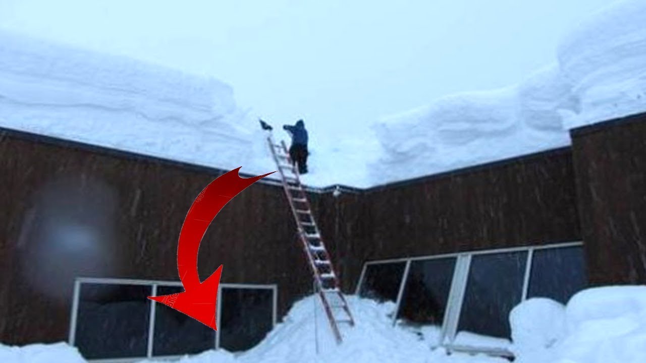 Top 10 Removing Snow Roof Win & Fails ! Harsh Winter and Funny Fails ...