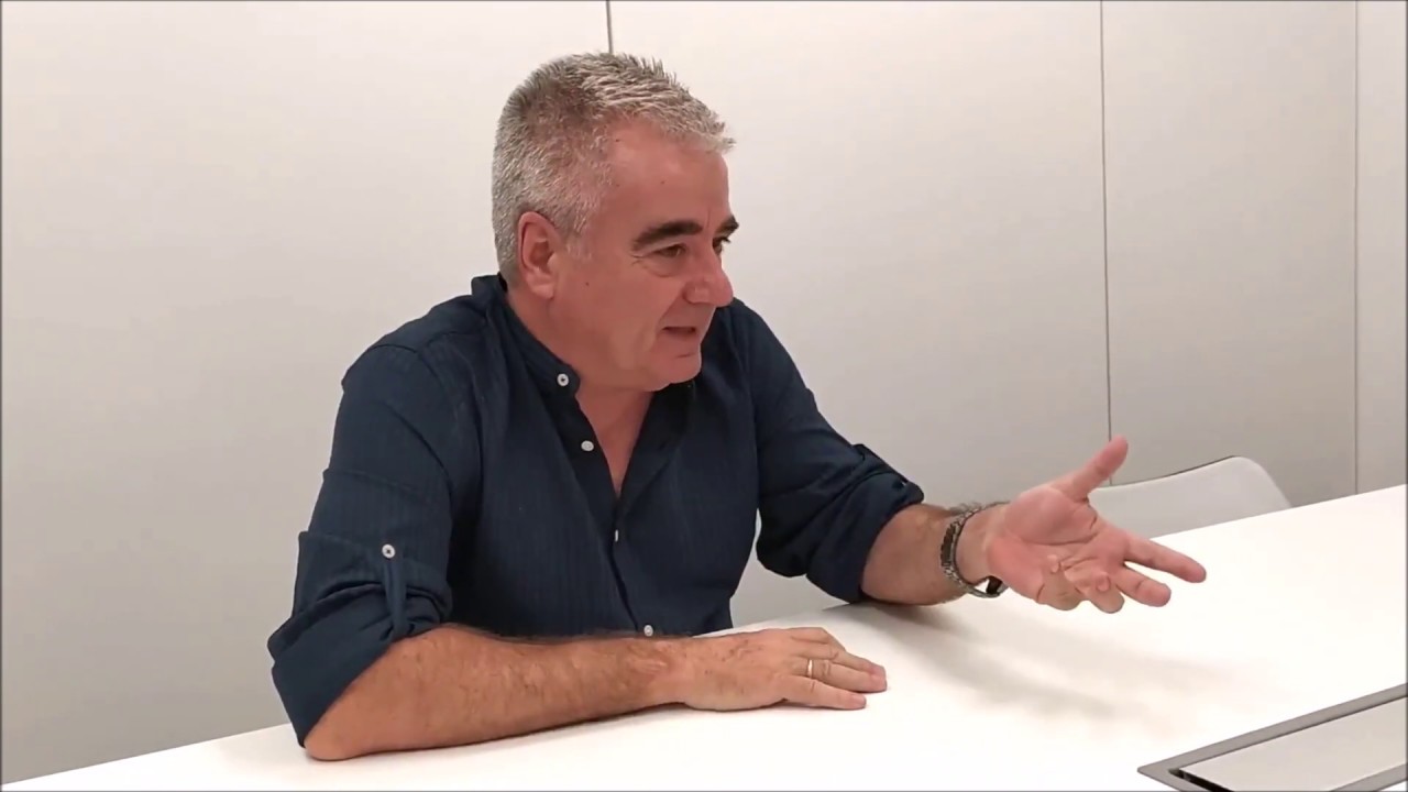 Manuel Requena: ¿Cómo es un día de trabajo de un veterinario militar ...