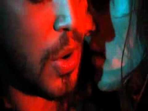 murat boz Aşklarım Büyük Benden orjinal klip 2011
