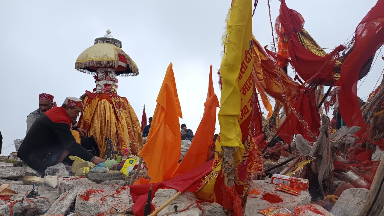 देवता रियासी नाग जी.👑 चुआ काली पुजा ‍🩹 chud dhar.. dhalair baga sarhan ...