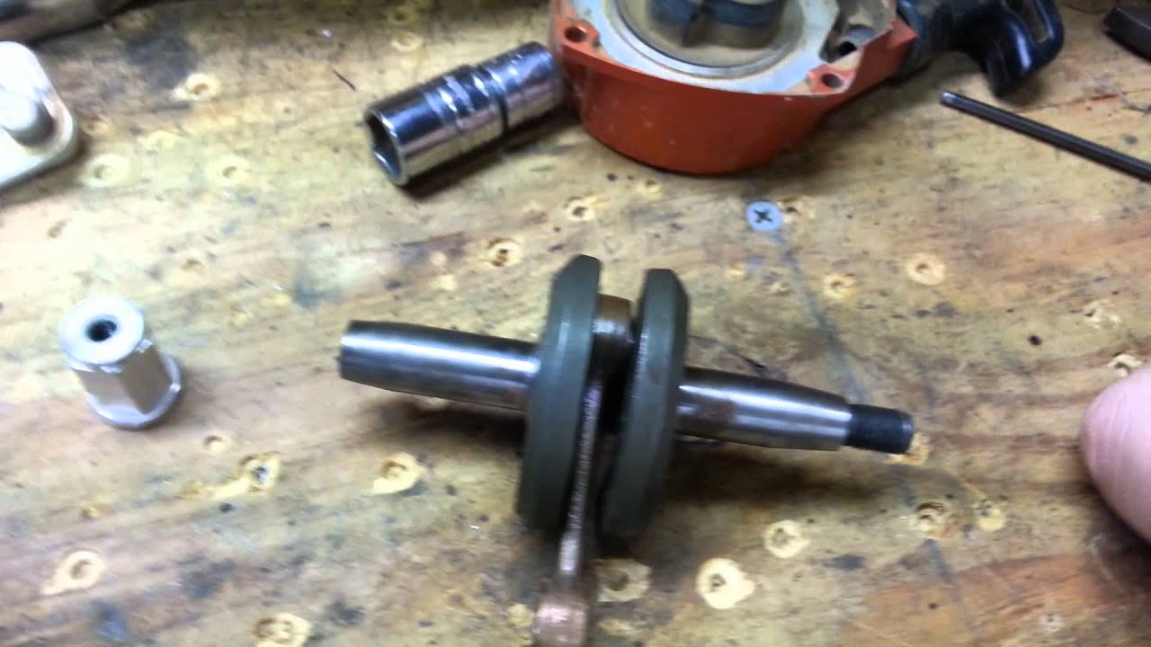RCMK crank thread difference for tr pull start. - YouTube