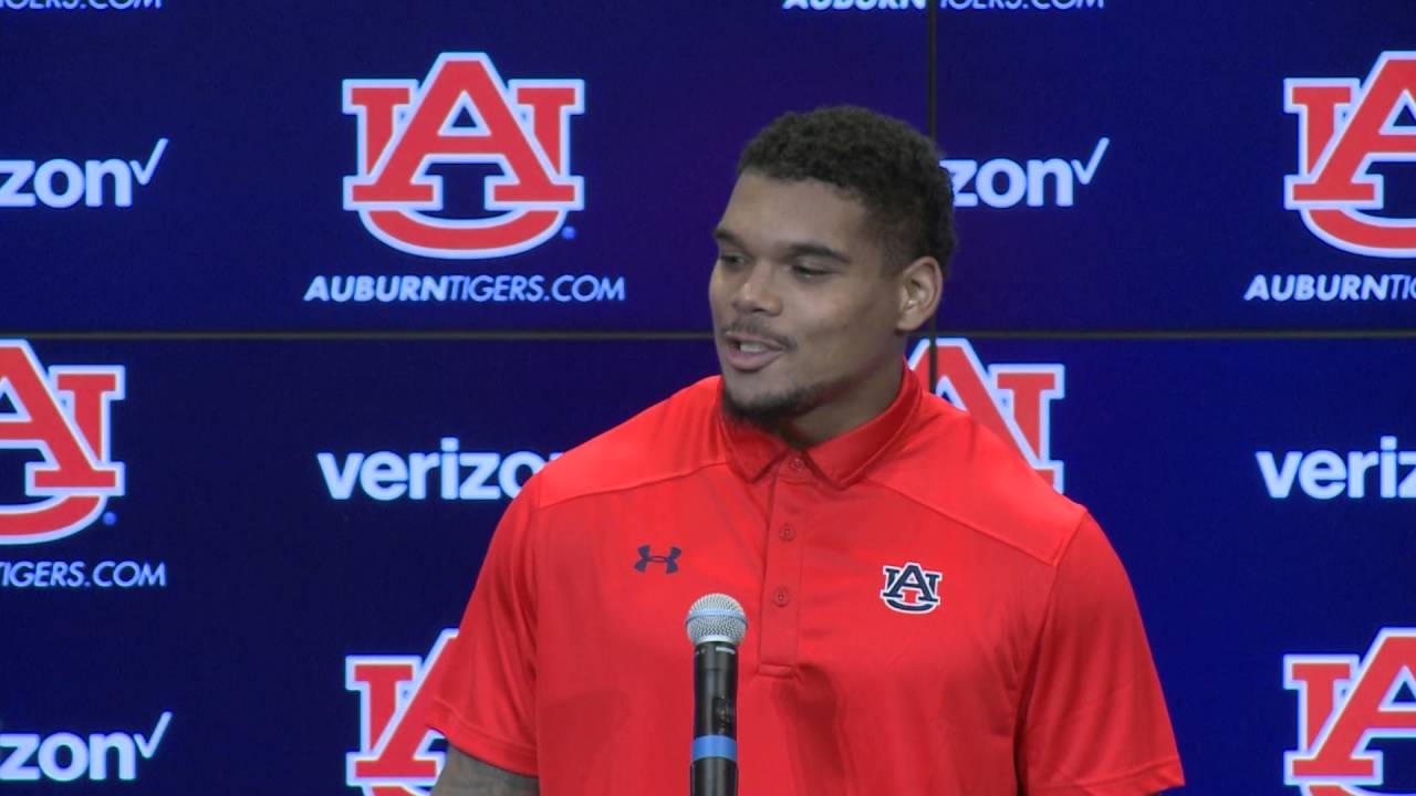 Auburn linebacker T.J. Neal adjusting to heat - YouTube