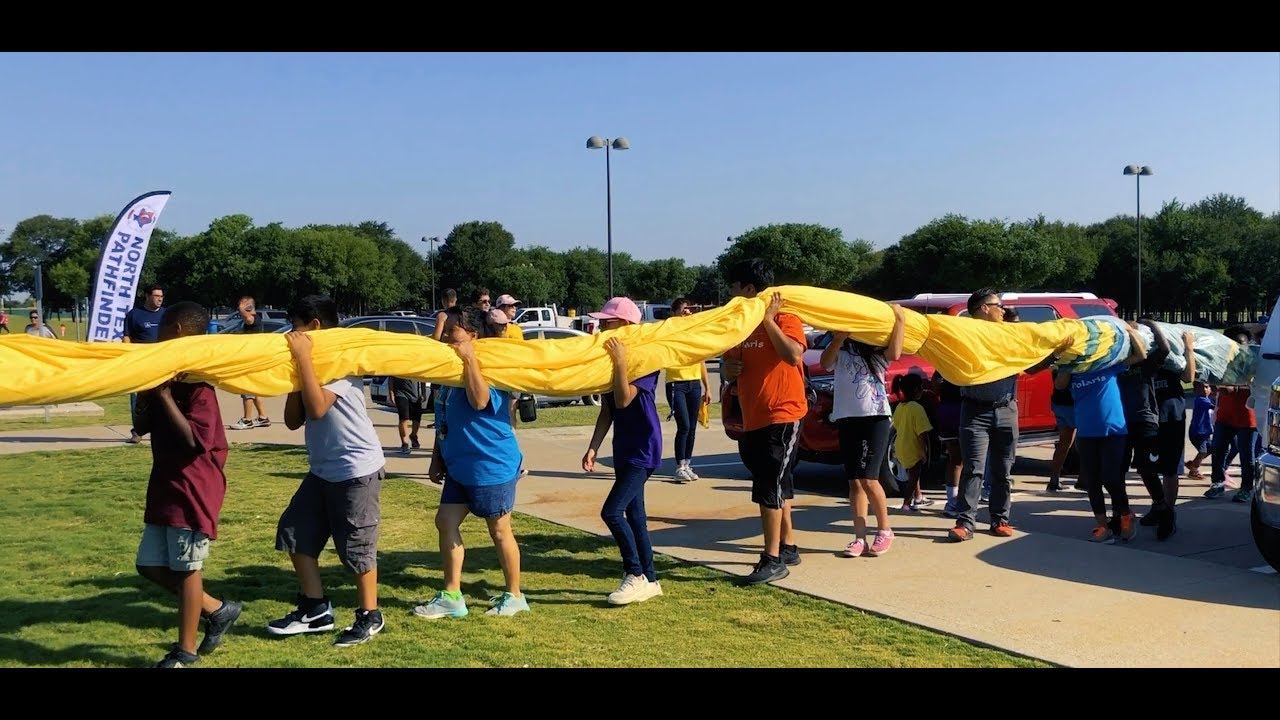Creating The World's Largest Scarf - YouTube