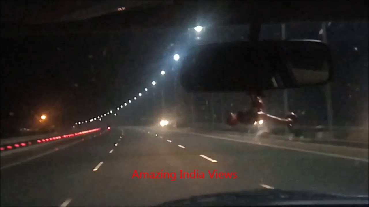 Agra Lucknow Expressway at Night - YouTube