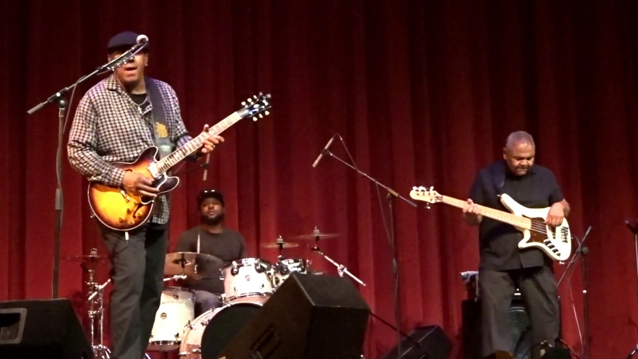 Ronnie Baker Brooks ~ Blues Instrumental - Live @ The Grand - Ellsworth ...