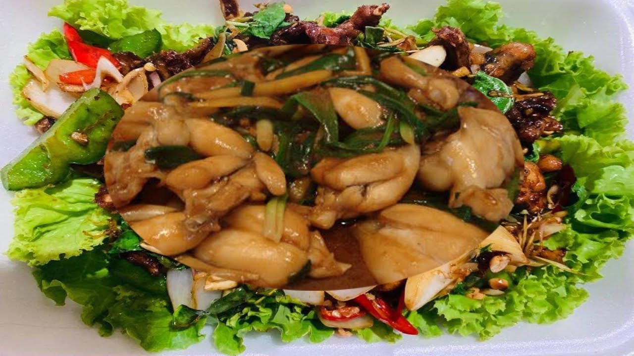 Fried spicy frog with vegetable/กบผัดขี้เมา/vegetable와 함께 튀긴 매운 개구리 ...