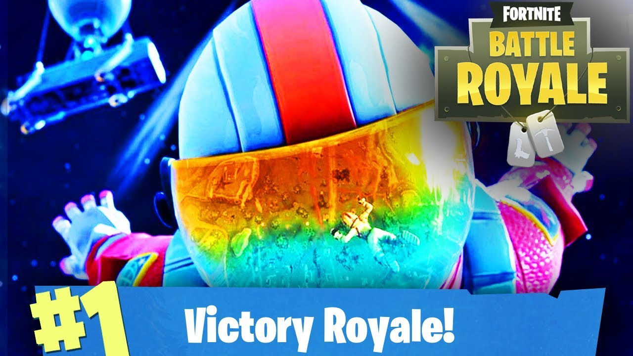 ENJOYING FORTNITE IN MY ASTRONAUT SUIT - YouTube