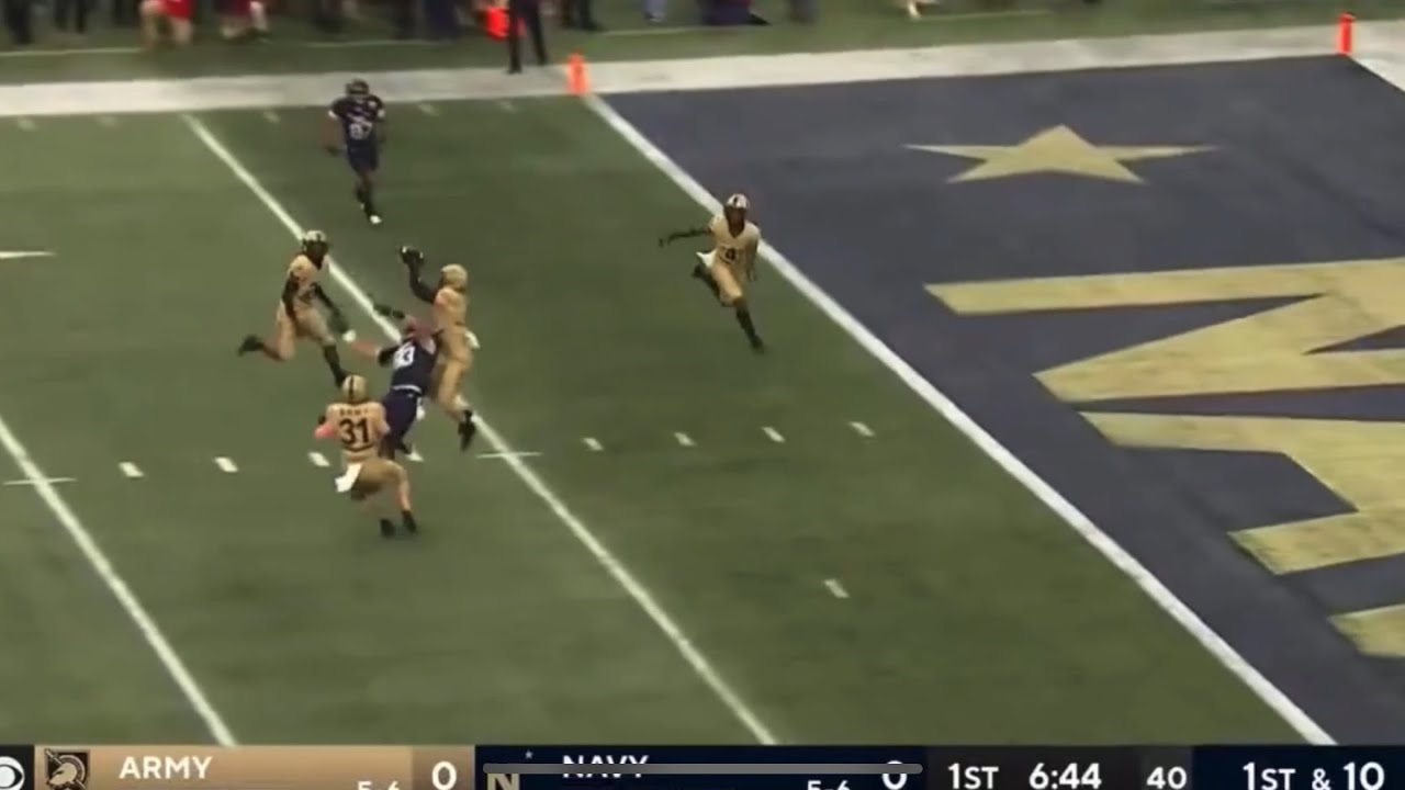 Xavier Arline Throws Interception to Max DiDomenico | Army vs Navy 2023 ...