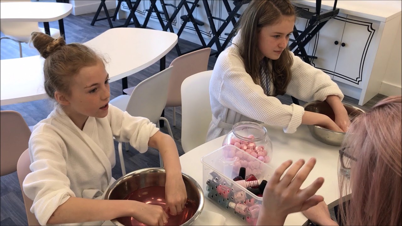 Girl Talk - Pamper Morning at Mini Madams - YouTube