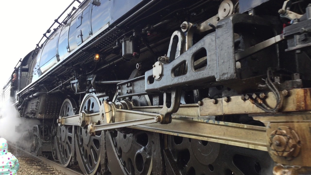 Union Pacific 844 - YouTube