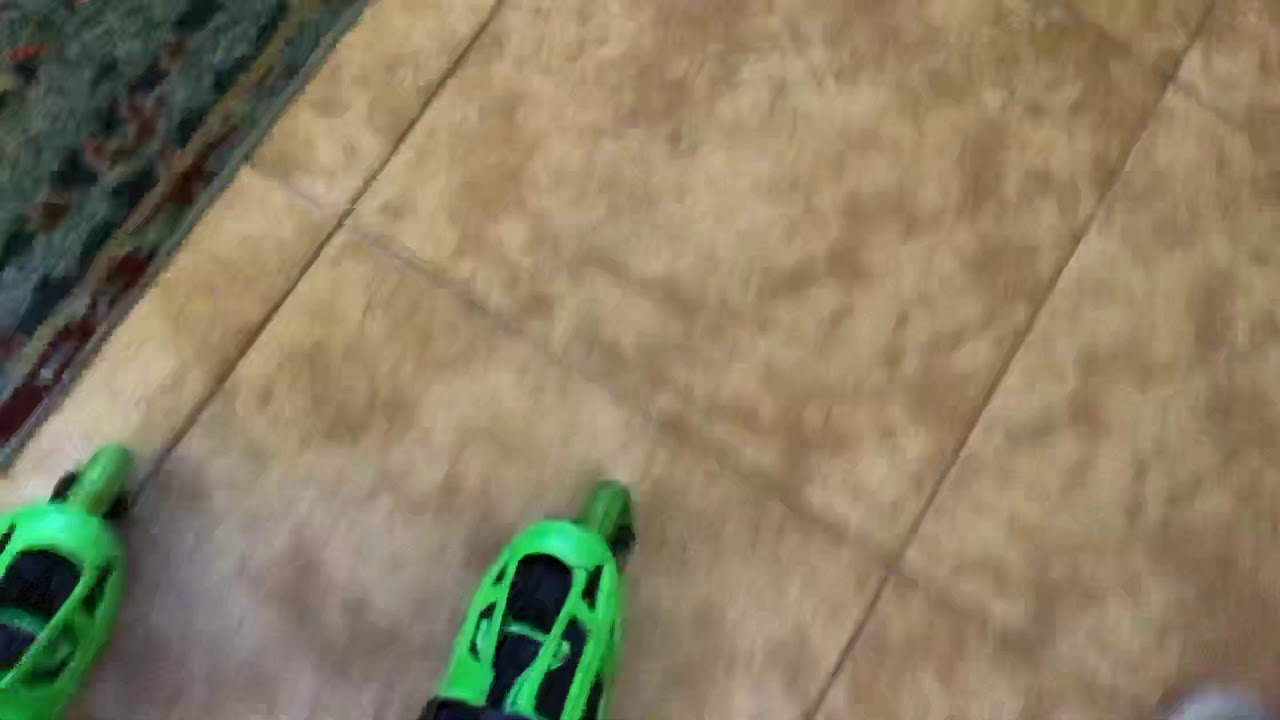 Rollerblading and showing you guys my friend's YouTube page. - YouTube