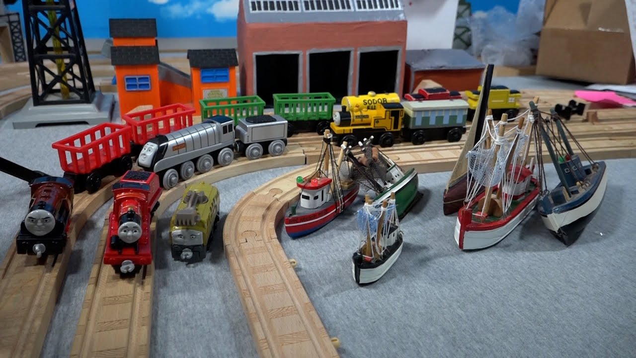 Boats and Trains Unboxing - YouTube