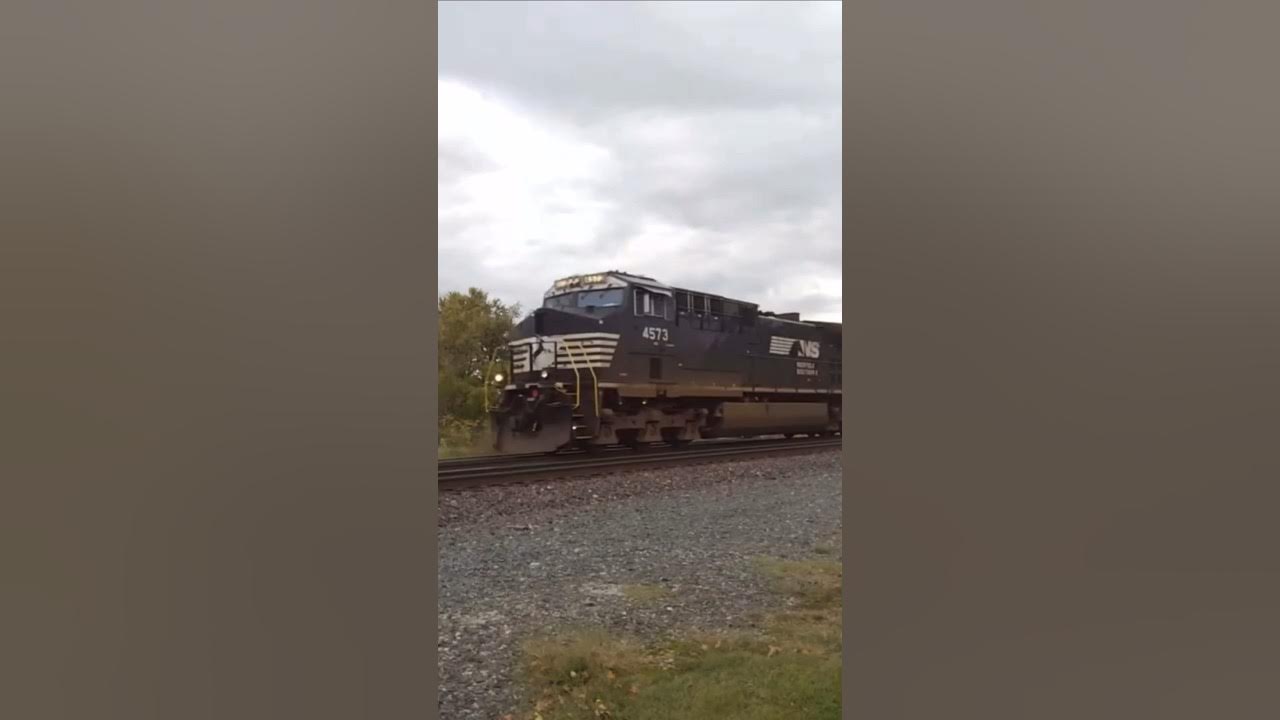 Ac44c6m leads fast crude train - YouTube