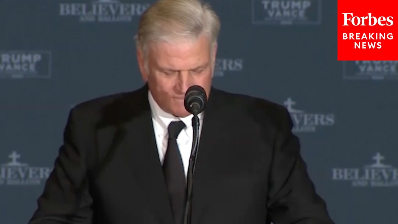 'We Pray In Jesus' Name': Dr. Franklin Graham Leads Prayer So That ...