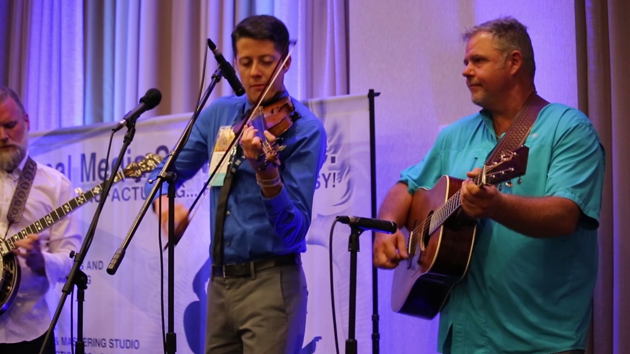 Irish Medley - YouTube