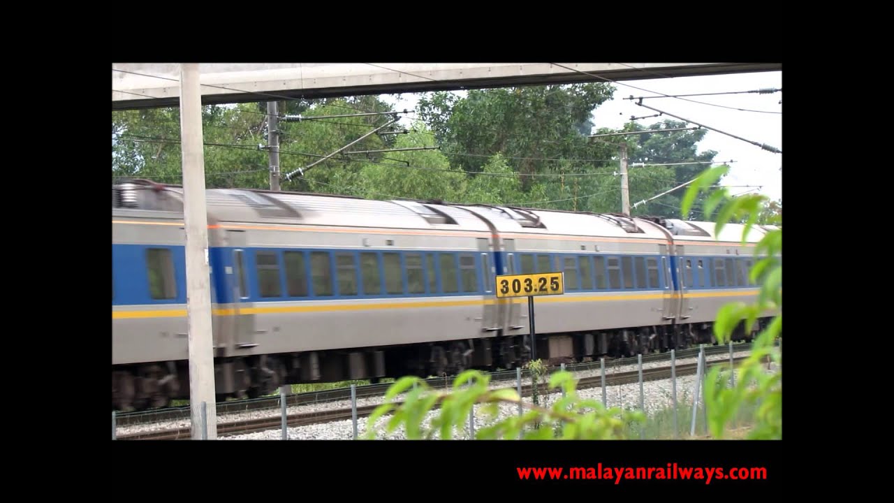 [MALAYAN RAILWAYS] EMU Class 91 ETS 04 crossing w. 324up worked by ...