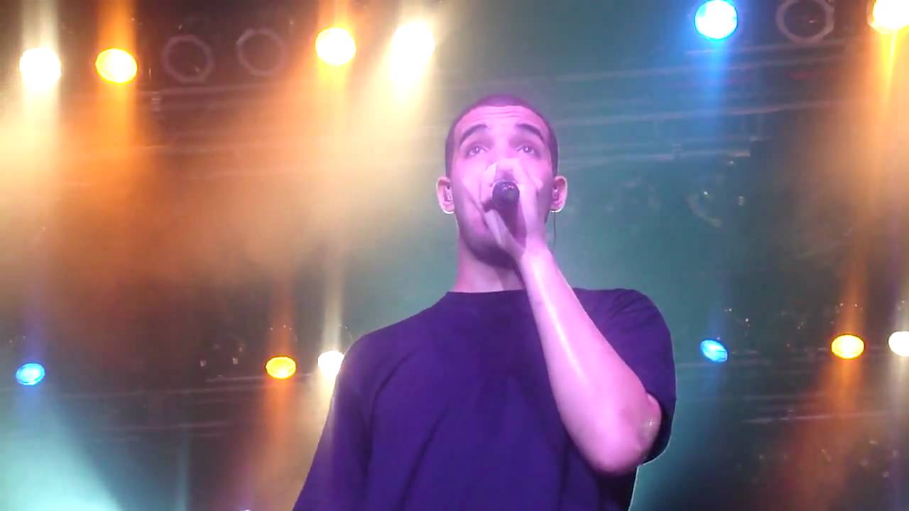 Drake Talkin with the Fans - YouTube