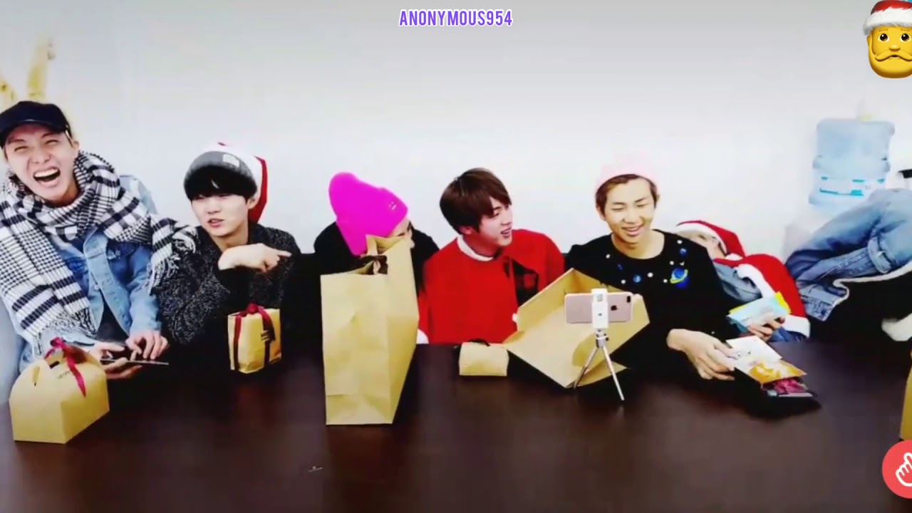 [ENG] BTS giving gifts to each other (Secret Santa) | MERRY CHRISTMAS ...