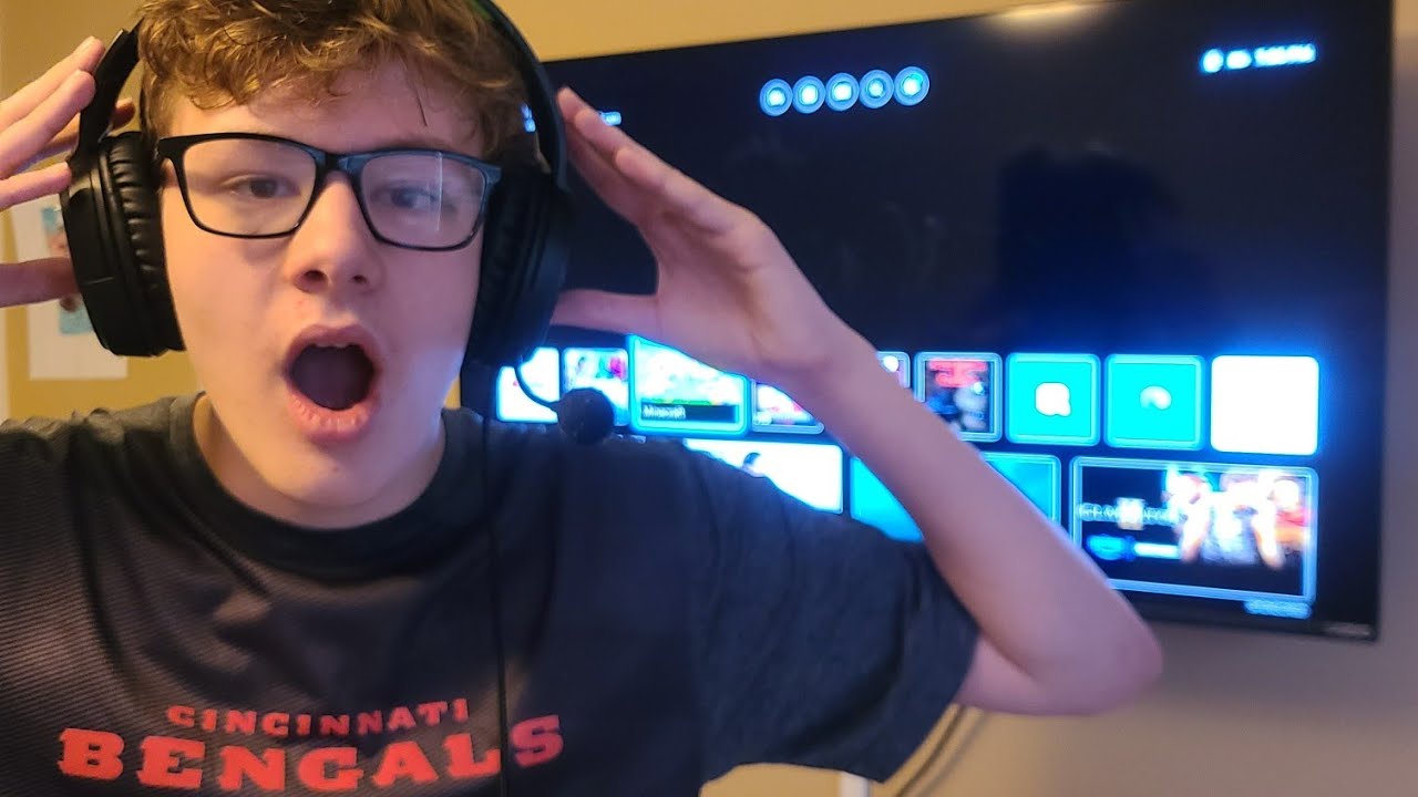 Cooper Plays Minecraft and more… live! - YouTube