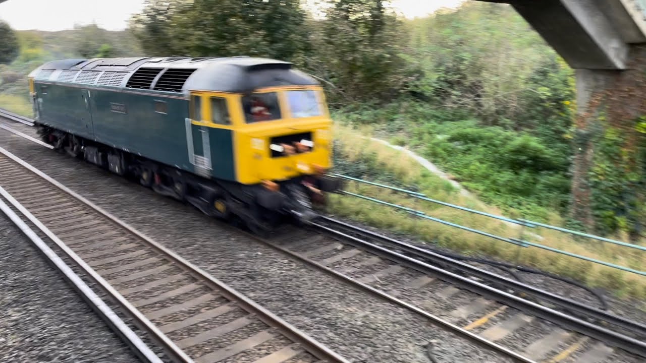 Class 47 | 47727 ‘Edinburgh Castle’ | Light Engine | GB Railfreight ...