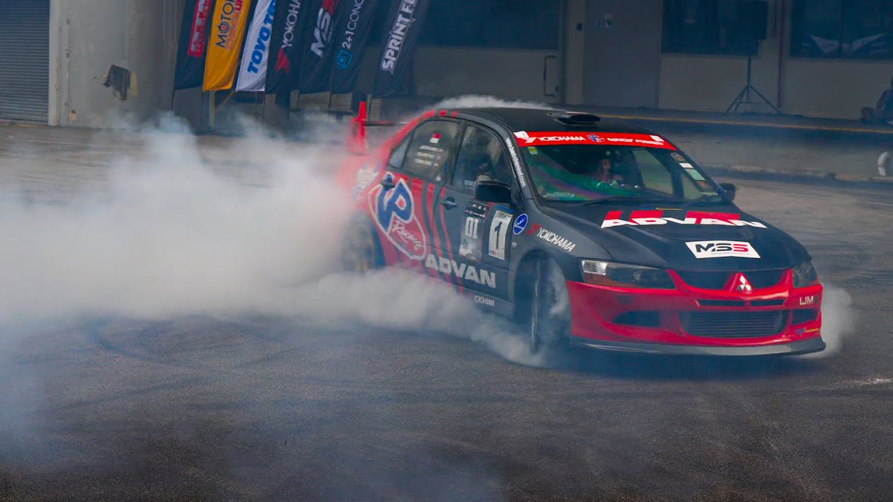 SprintFest Drift Demo at 47 Ayer Rajah Crescent - YouTube