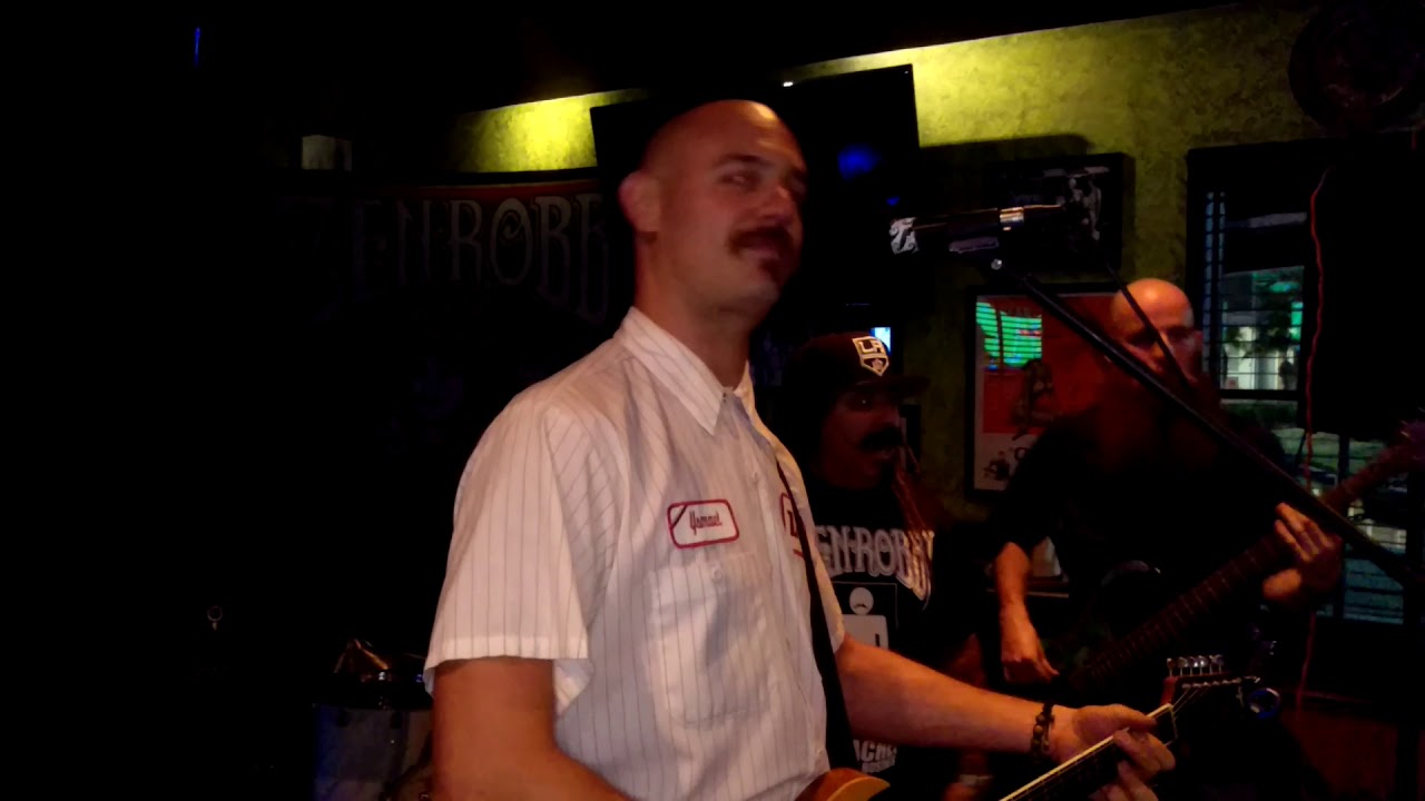 Zen Robbi "Champagne" - YouTube