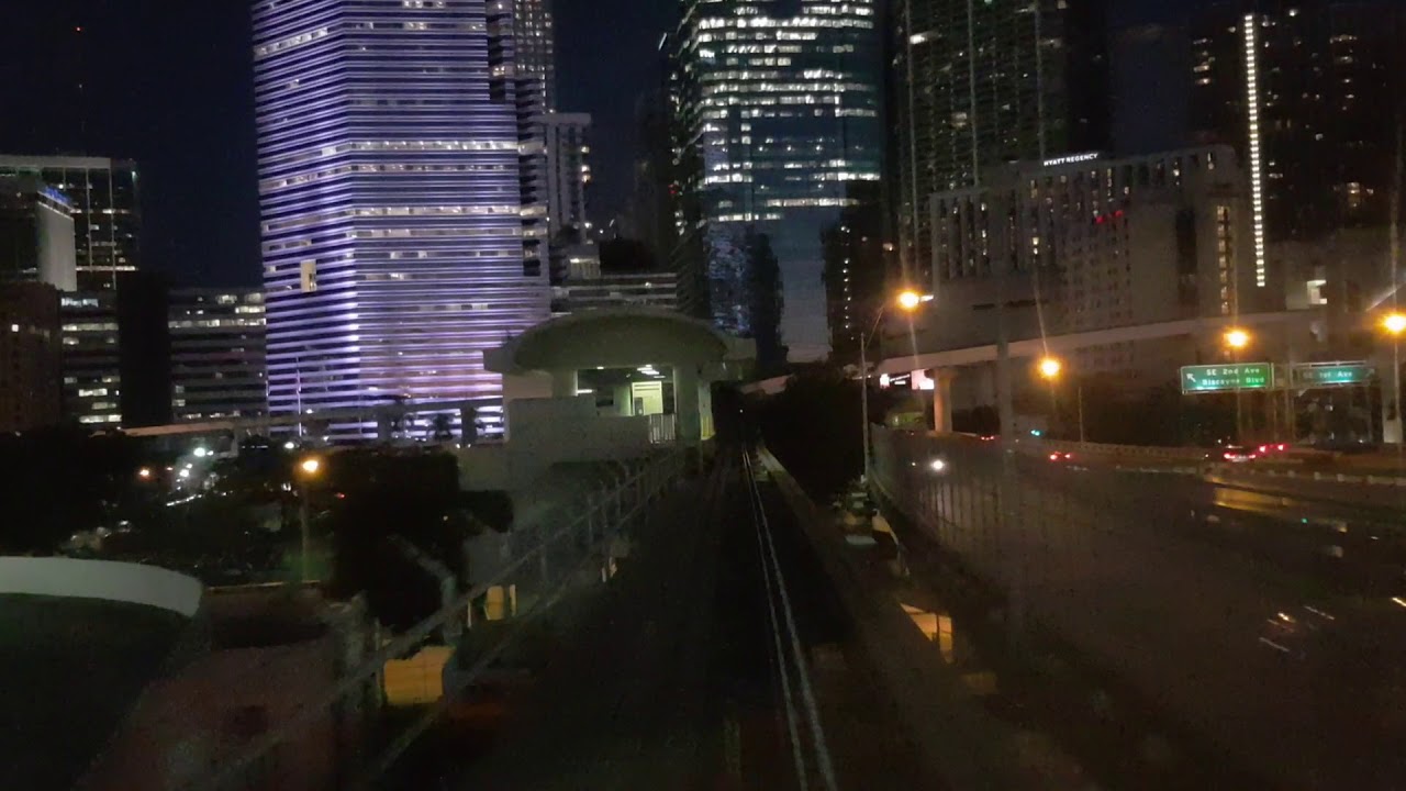 MIAMI Metromover Omni line - YouTube