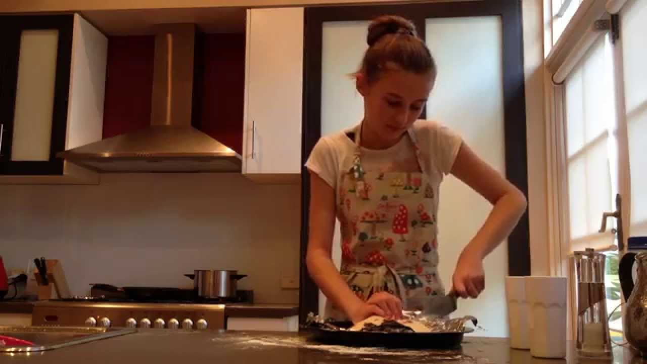 Flo's Kitchen : Episode 1 PART 1 - YouTube