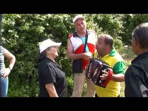 Canzoni allegre sul Monte Ornito(Suio) - Lo spazzacamin - YouTube