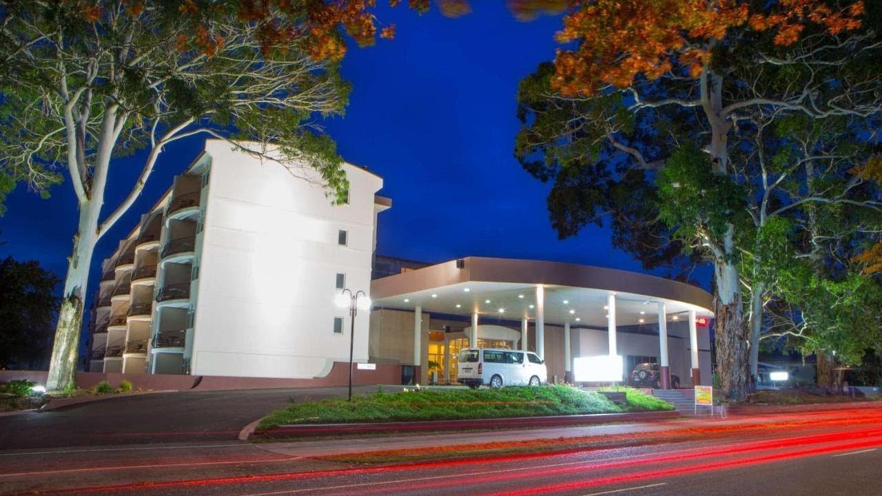 Arawa Park Hotel, Rotorua, New Zealand - YouTube